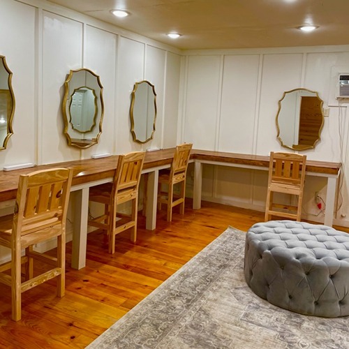 GALLERY – CROSS POINTE